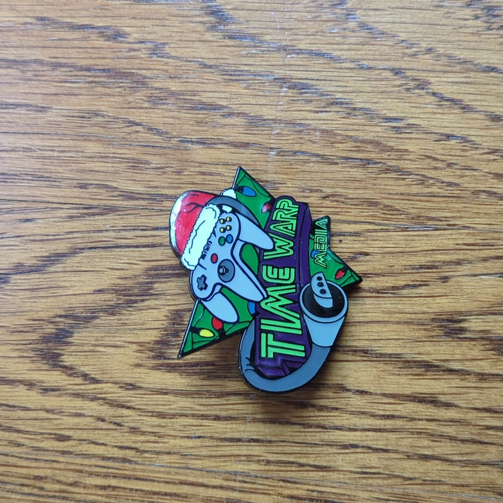 Time Warp Retro Video Game Metallic Pin Vintage Gamin… - Gem